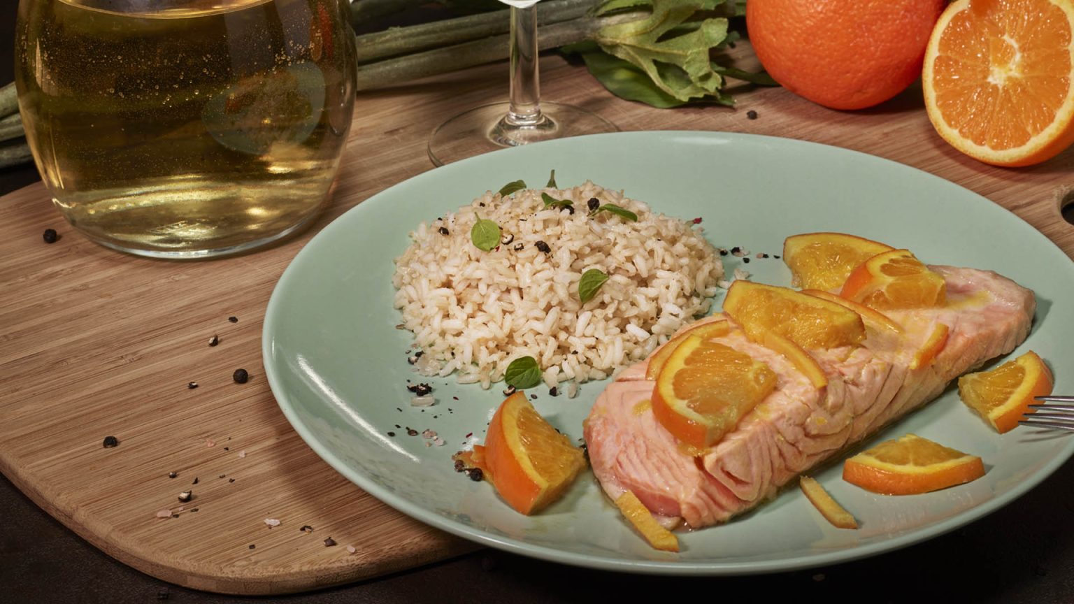 Salmone agli agrumi con riso integrale - Riso Flora